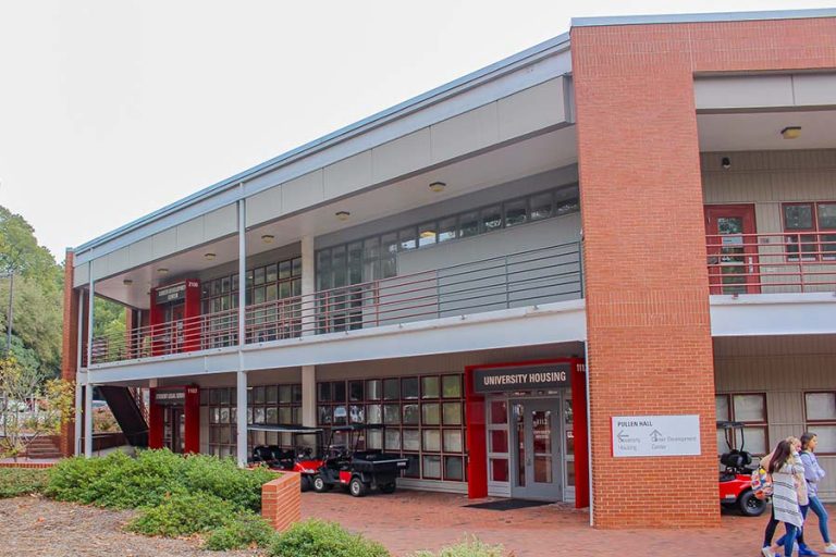 Pullen Hall – Facilities